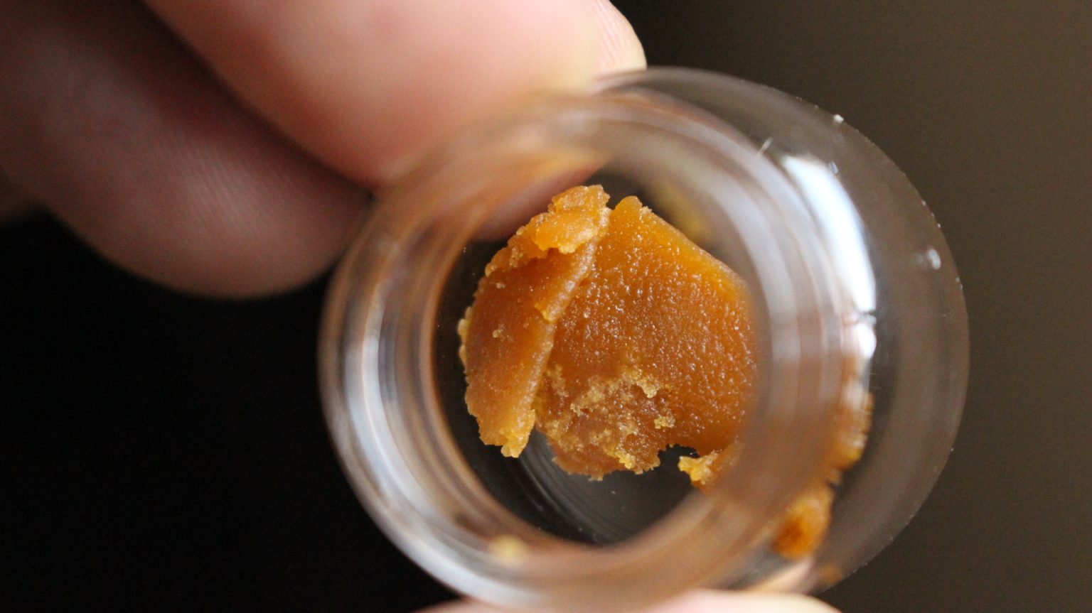 Dabs: What is a dab and what you need to know about dabbing